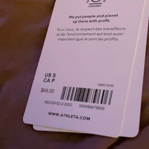 Athleta | Tops | Nwt Athleta Outbound Scoop Tee In Rustic Beige | Poshmark